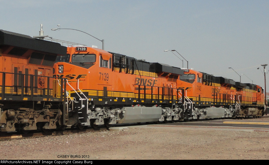 BNSF 7139